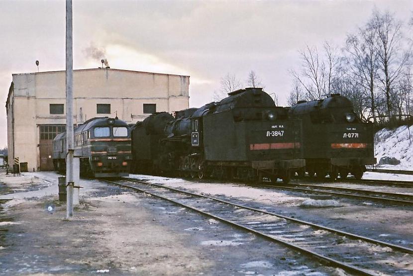 Paldies viņiem par laimīgo bērnību. - Spoki - bildes 4