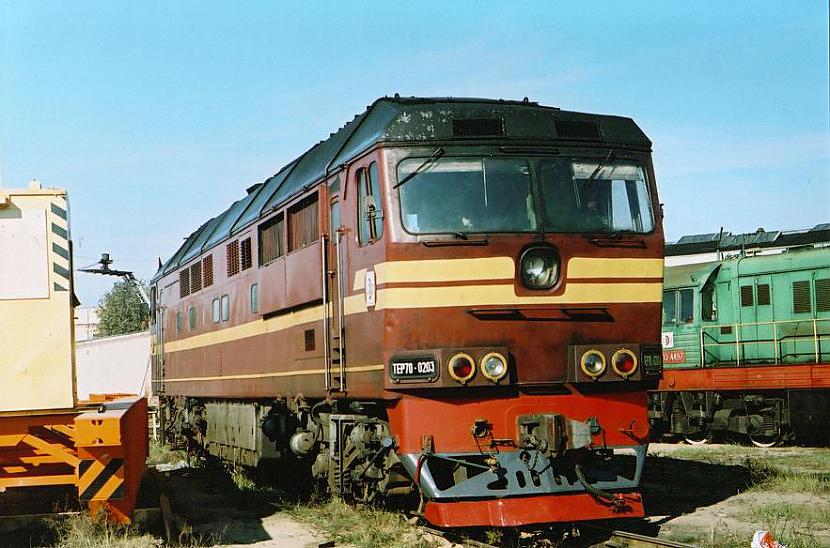 Paldies viņiem par laimīgo bērnību. - Spoki - bildes 5