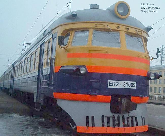 Paldies viņiem par laimīgo bērnību. - Spoki - bildes 5